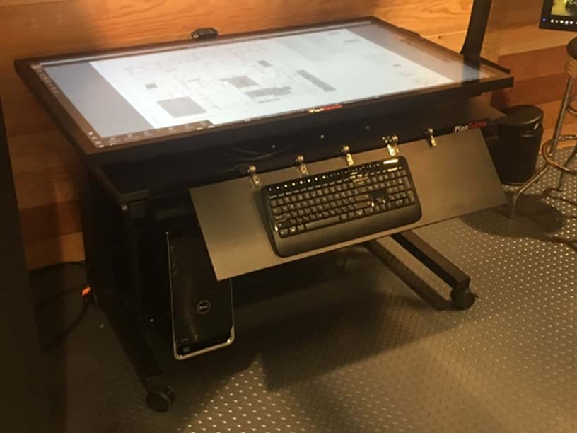 About Touchscreen Displays and Monitors…… | iPlanTables