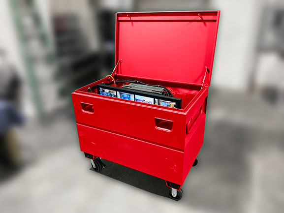 A workstation with monitor jobsite box | iPlanTables