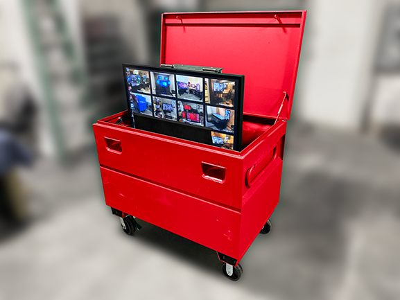 A workstation with monitor jobsite box | iPlanTables